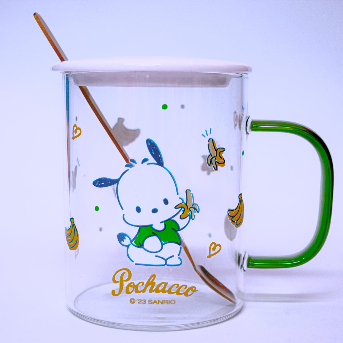 Taza con tapa y cuchara diseño Sanrio - Pochacco | LOGON